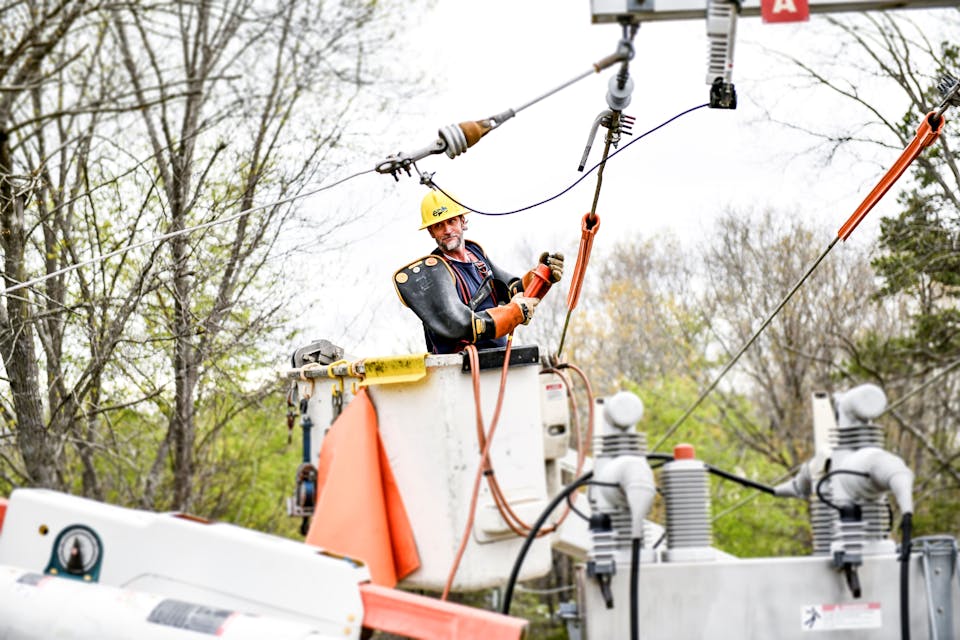 EPB contractors in Florida to help with power | EPB